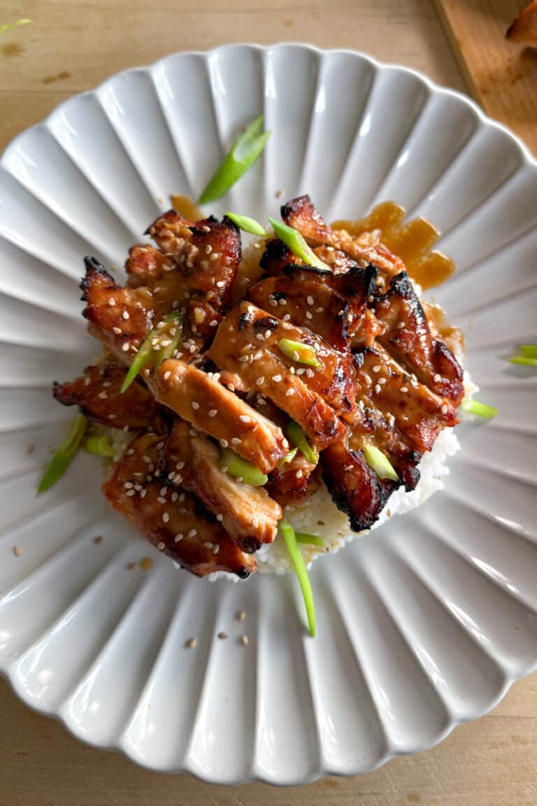 Garlic Miso Chicken (8 ingredients and ready in 25 minutes)
