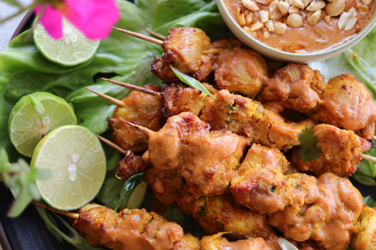 Air Fryer Chicken Satay with Peanut Sauce