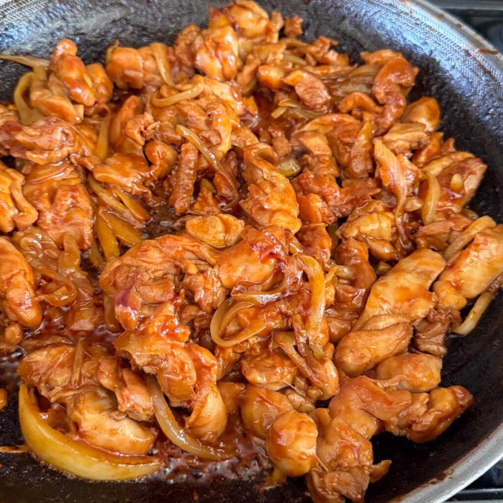 Easy Chicken Bulgogi Recipe (Dak Bulgogi)